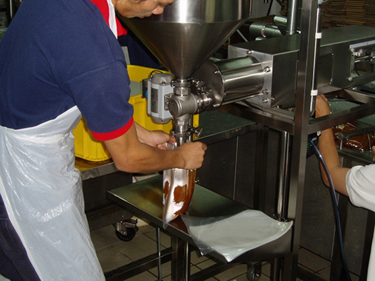 Filling Machine – Trinox Engineering Services Pte Ltd